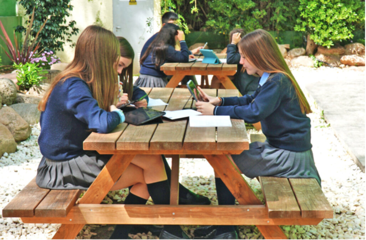 Private English-Spanish bilingual school.